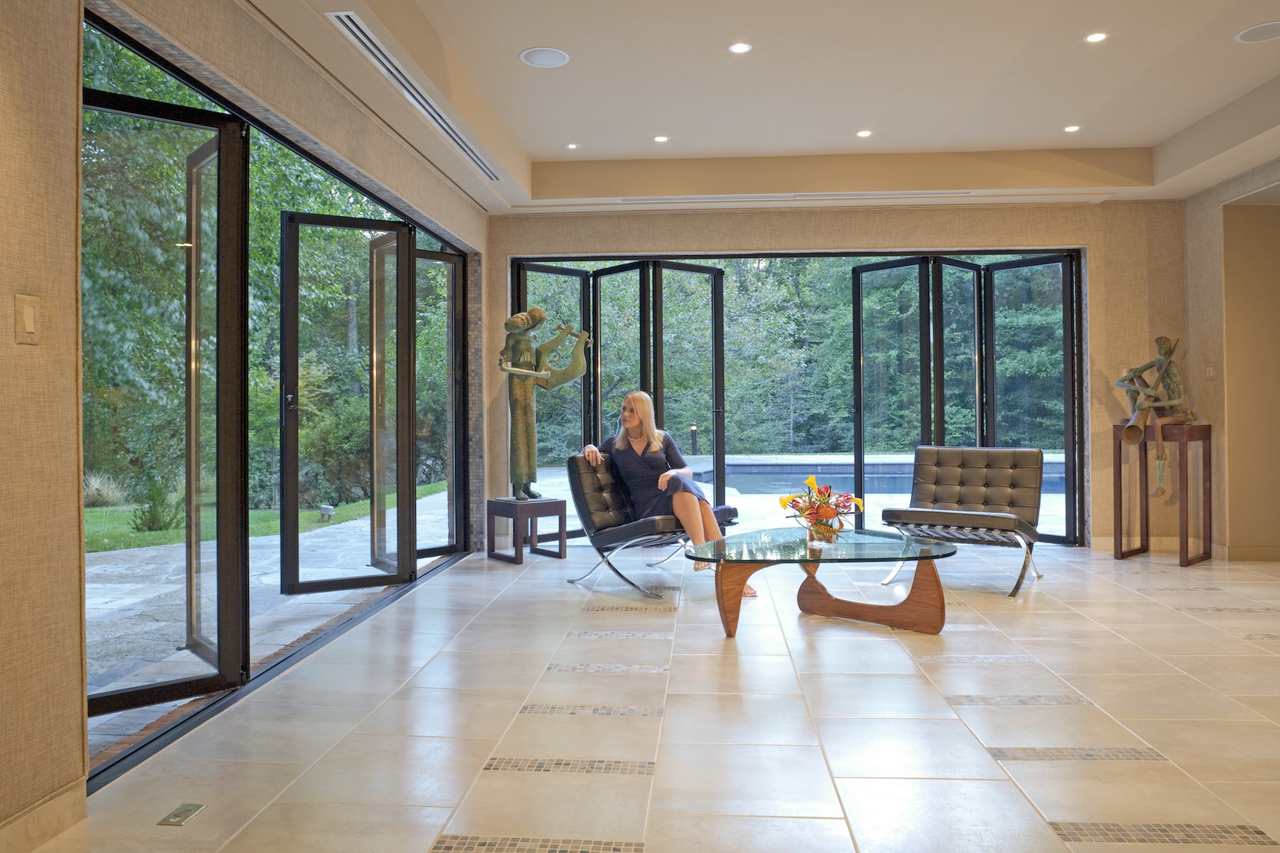 NanaWall Systems Exhibits Floor Supported Technology at PCBC