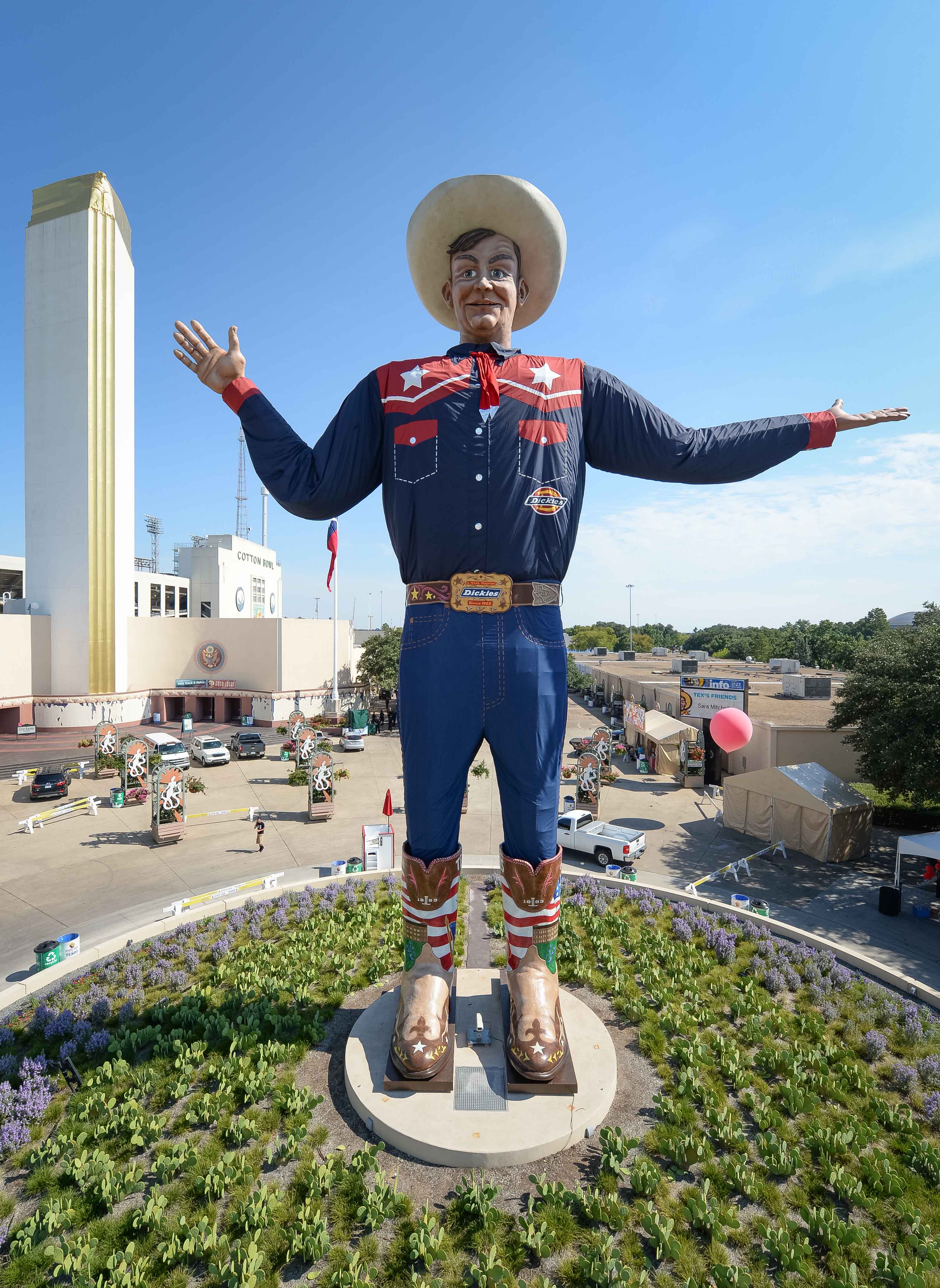 Big Tex Kicks Off the 2015 State Fair of Texas in Lucchese Boots