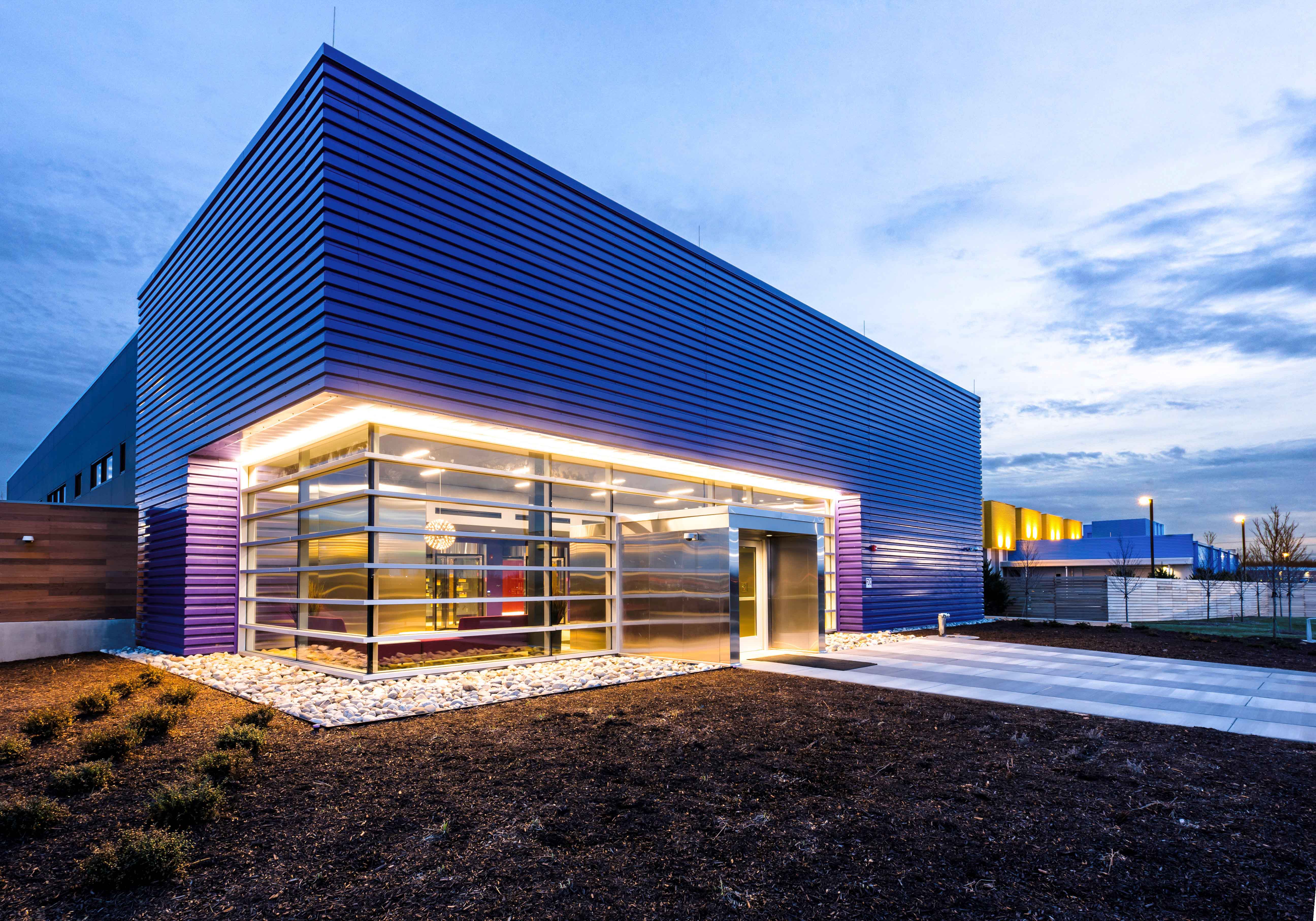 RagingWire Enhances Data Center Solutions Using Security Revolving ...