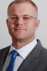 Former White House Staffer, Heroin Addict, and Opioid Policy Activist ...