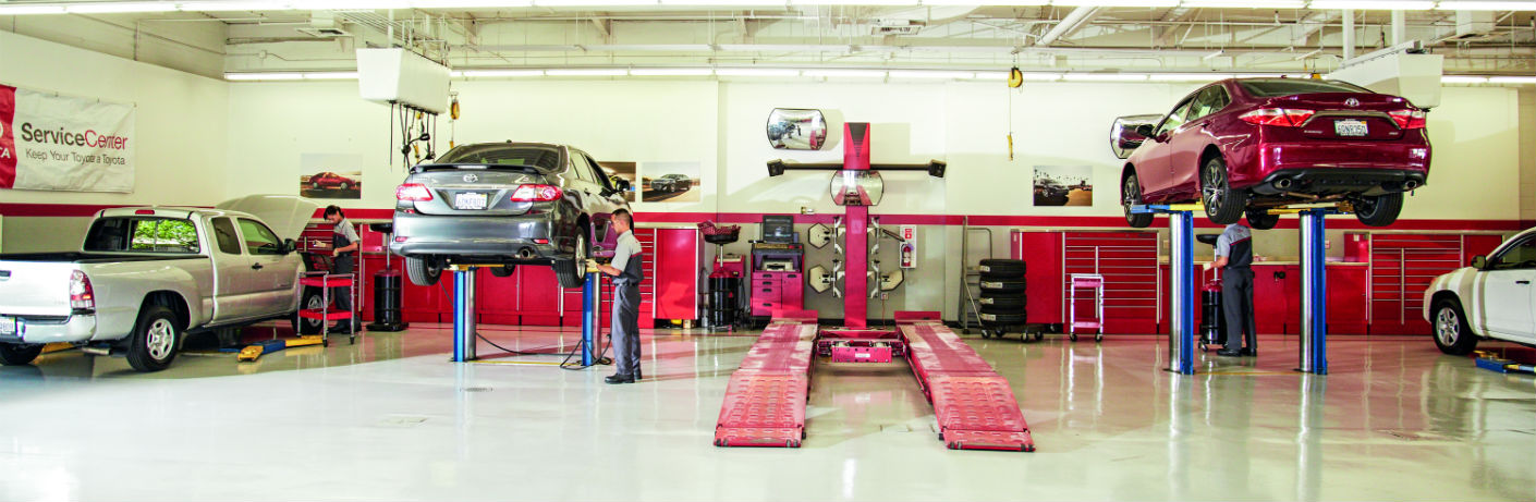Experience Great Service at the Royal South Toyota Service Center