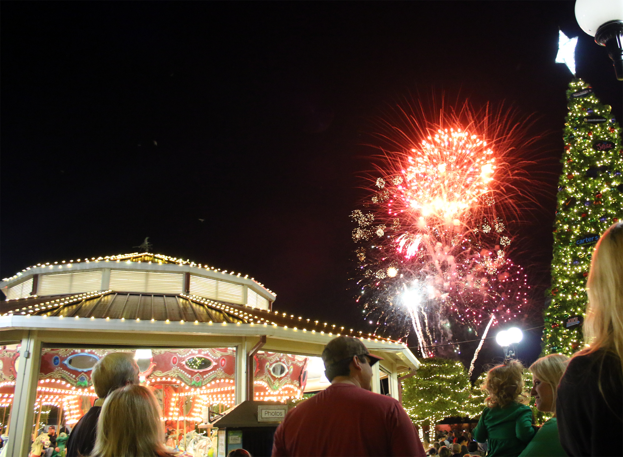 Rockets Over the Red Fireworks Festival Set for Saturday, Nov. 24 in ...