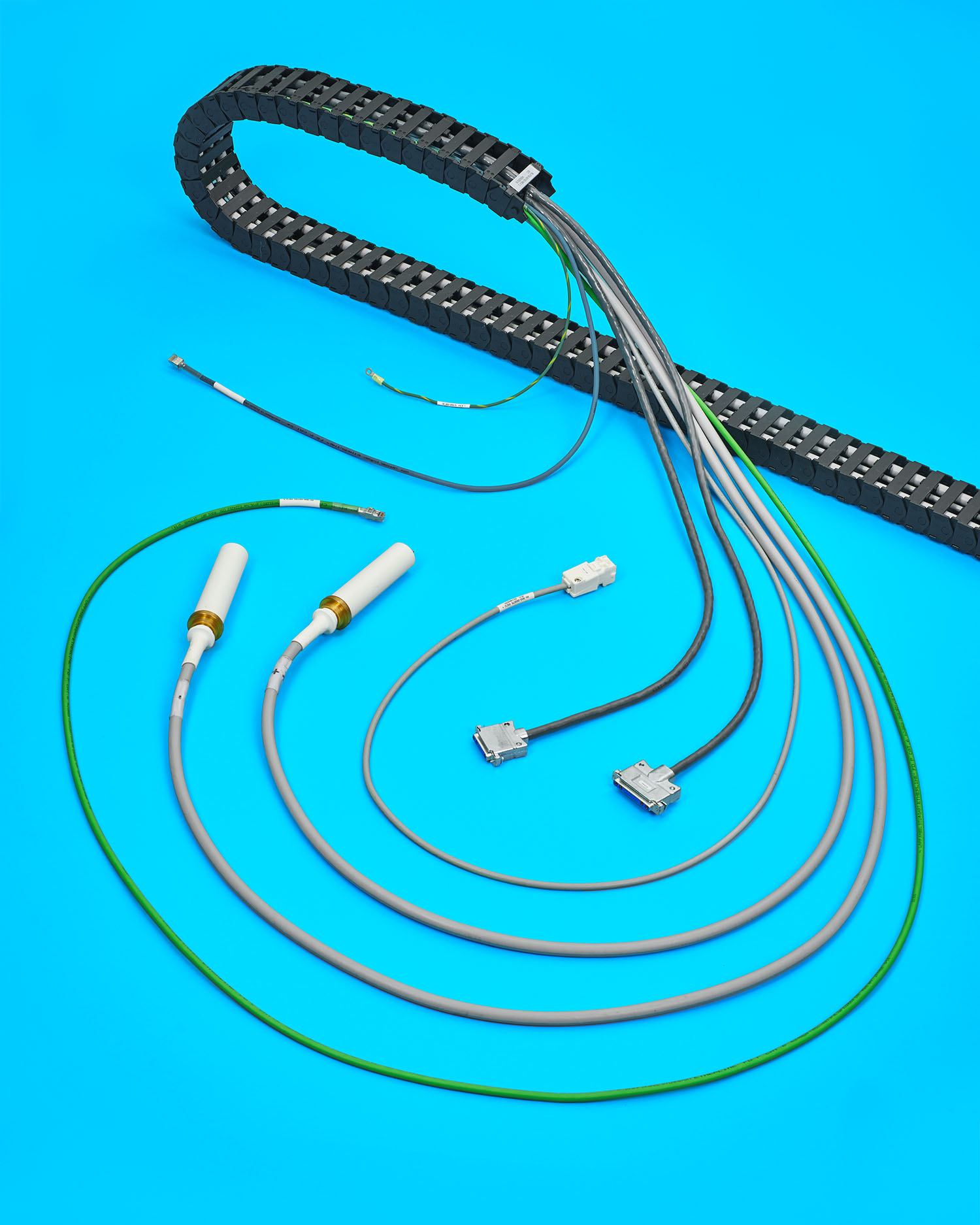 Aved Introduces Custom Cable Harnesses Specifically Designed for Chain ...