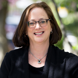 Constant Contact’s Gail Goodman Joins Pepperlane to Unlock ‘Mom Economy ...